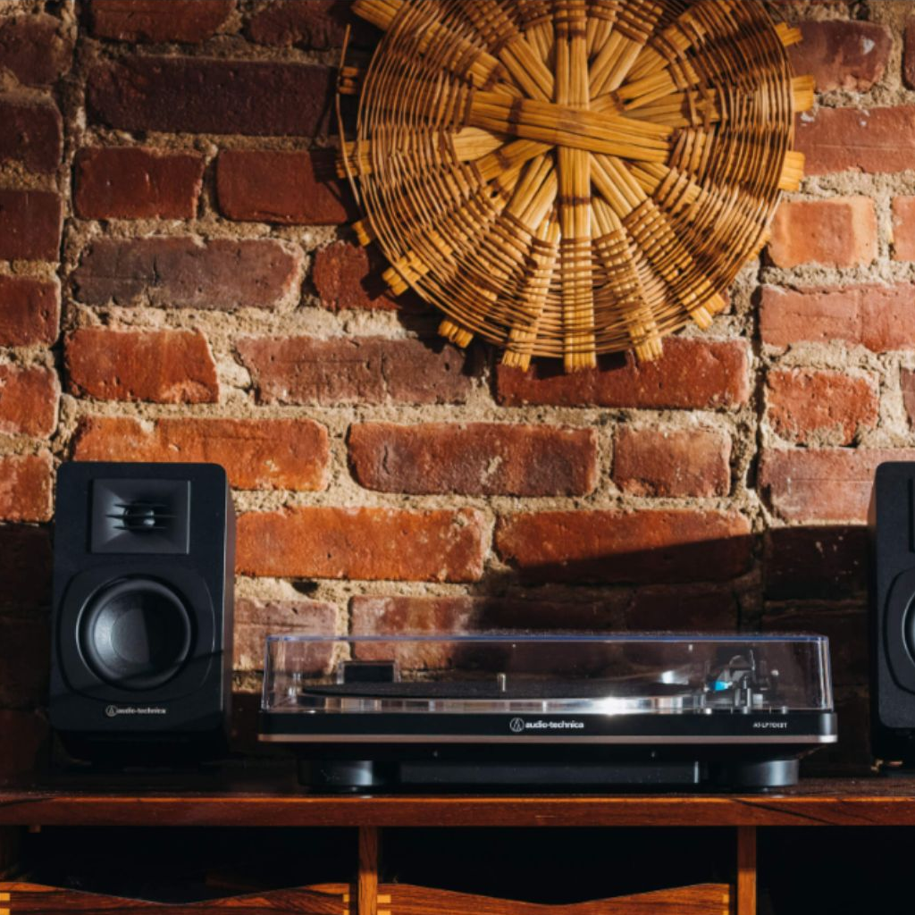 Audio – Dplay